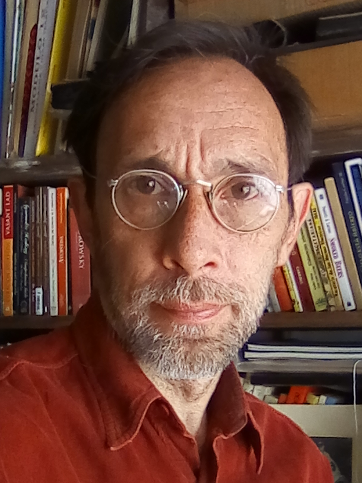 Gerardo González – Terapeuta Descodificador